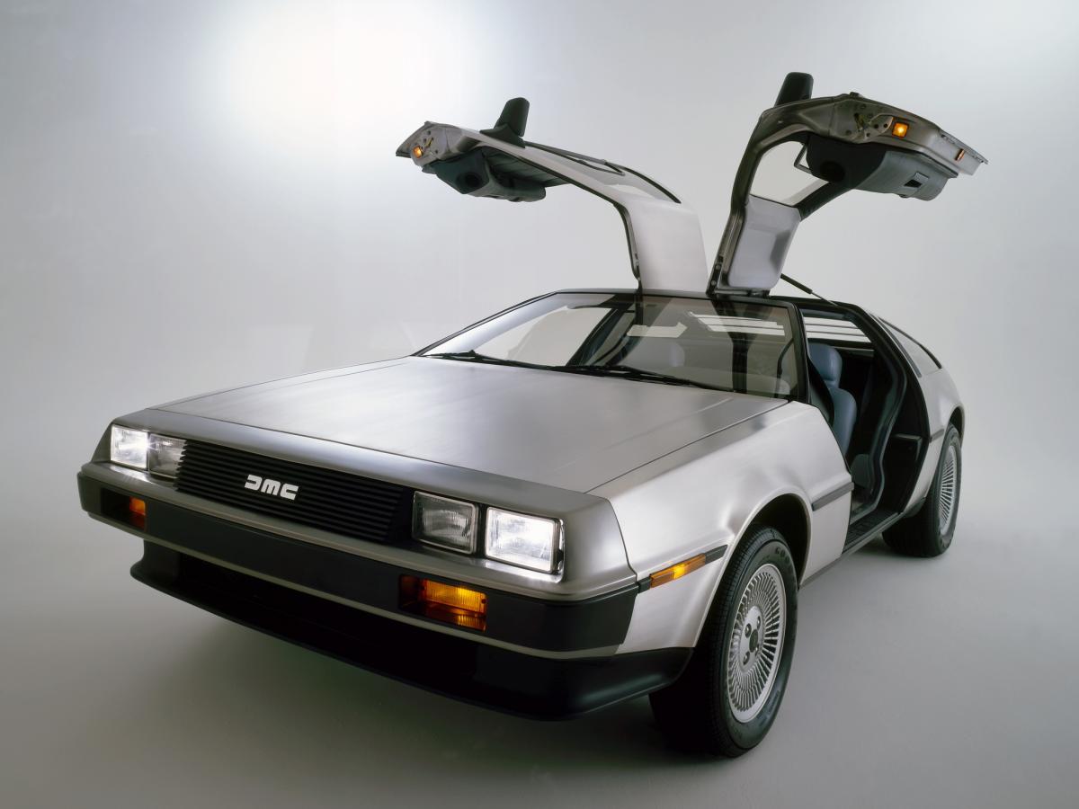 De Lorean Dmc-12 technical specifications and fuel economy